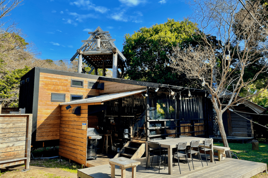 Tiny Base | プランの詳細 | 【アウトドアバスプラン】25年1月 TRAILERにもアウトドアバス誕生！(水着着用)アウトドアバスご利用できます！大自然の中で快適なひとときを。【素泊まり】