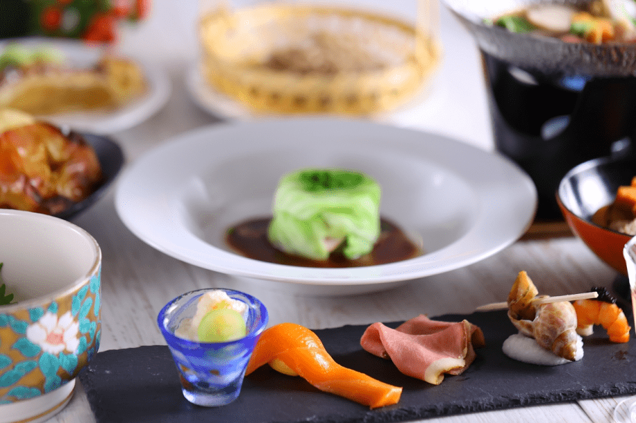 Chalet Shiga | Japanese Western Room - Ski slopes View - Bath and ...