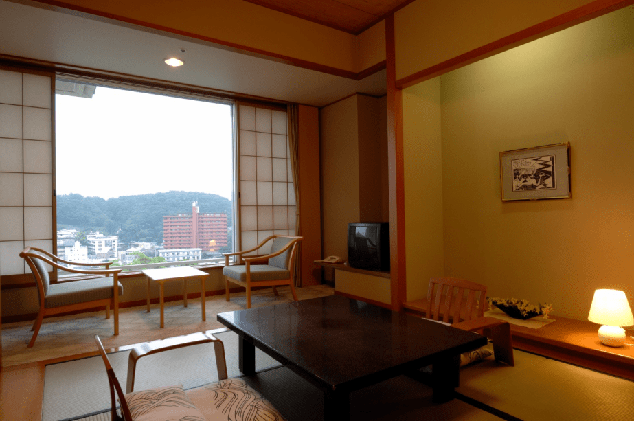 伊豆長岡温泉ホテル天坊 | お二人様でも寛げるコンパクト和室【和室6畳+広縁・禁煙】 | プランを選ぶ