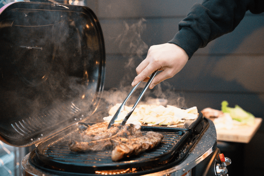 LCO-Resort | プランの詳細 | 【地産地消BBQプラン】国産黒毛和牛もも×杜仲茶ポークスペアリブの地場堪能BBQ🍖＋グランピングモーニング＜夕朝2食付き＞