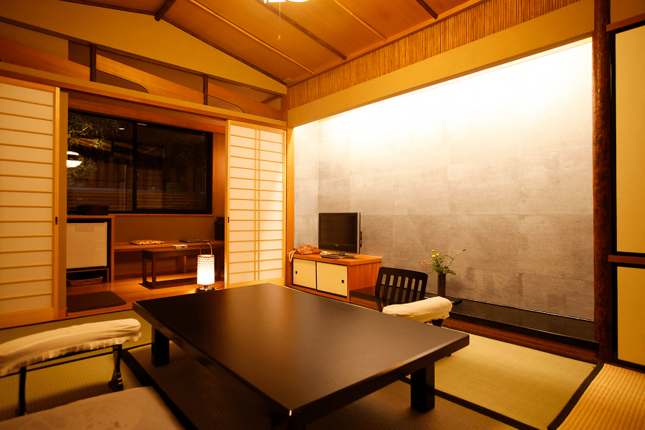 TOGETSUTEI | [Shuyamakaku] Japanese-style room 6 tatami + Shonai bath ...